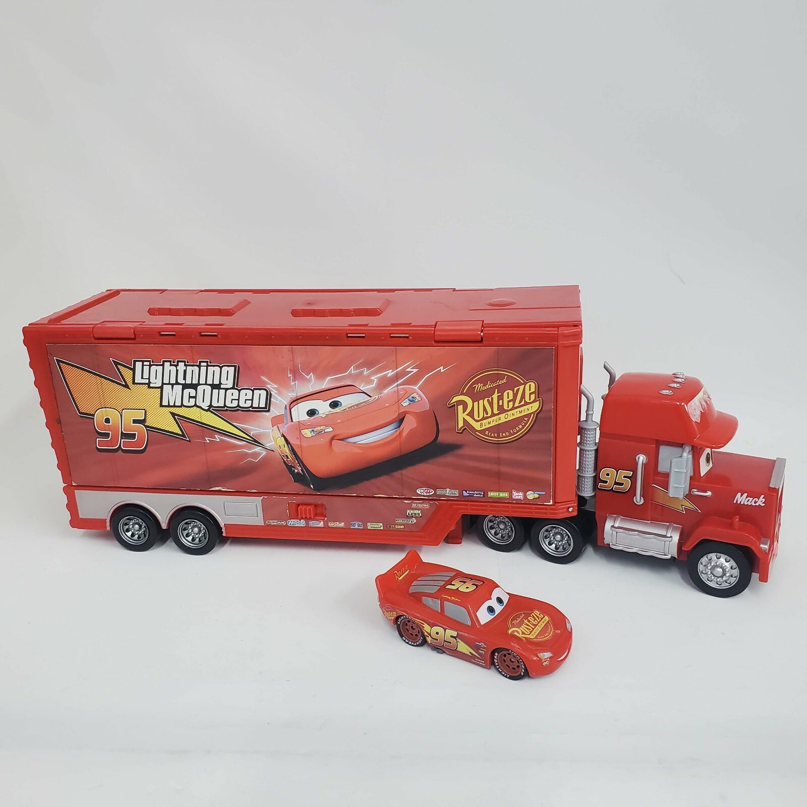 Disney Cars Wheel Action Drivers Mack Playset Fold Up Semi Truck 2015 ...