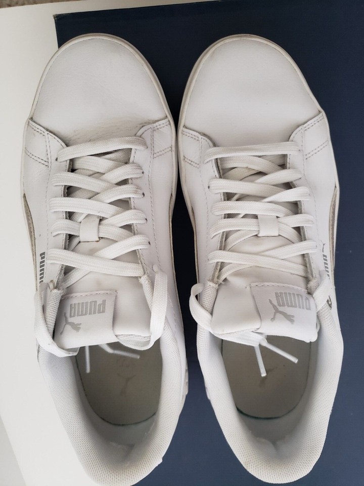 Women Puma smash platform V2L tennis shoe, color white with silver band ...