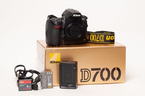 Mint US Nikon D700 camera low shutter count box CF card battery charger ...