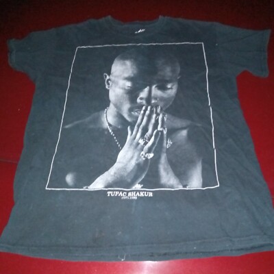 Tupac 2Pac Shakur T Shirt Men's Medium Black Thug Life Middle Finger ...