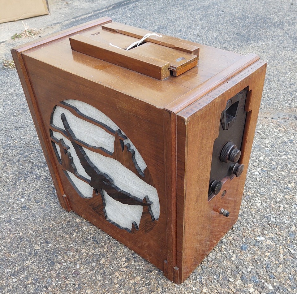 Rare and Unusual Aerodyne Hustler Simpson Webb portable tube radio ...