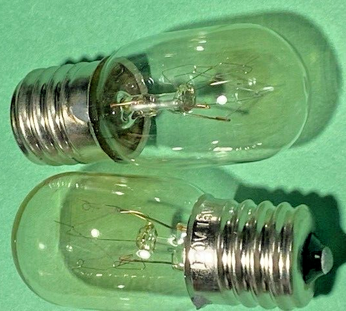 2 Sewing Machine Light Bulb’s for Older Models That Use Screw In Type 5 ...