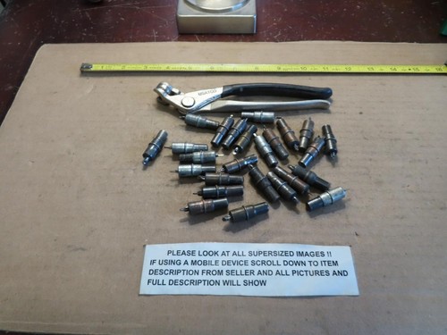 25 ASSORTED SHORTY CLECO KWICK LOK FASTENERS + PLIERS AIRCRAFT SHEET ...