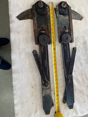 LH & RH Manual Window Regulators 1961-64 Chevy Pontiac Buick Oldsmobile ...