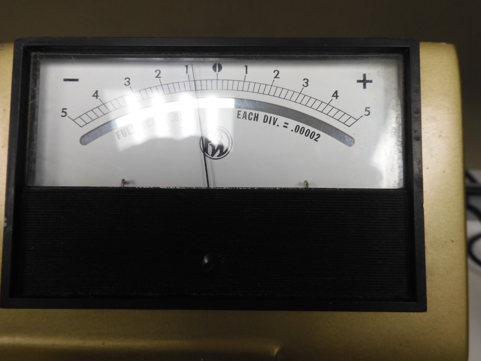 Pratt & Whitney Model B External Supermicrometer Measuring Machine ...