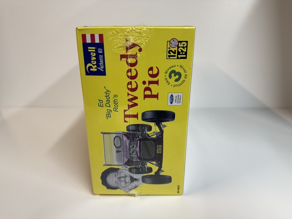 Revell Ed "Big Daddy" Roth's Tweedy Pie 23 T Street Rod Model Car Kit ...