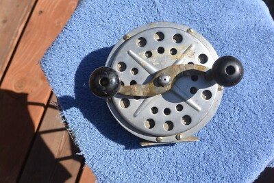 Other - Pflueger Pakron