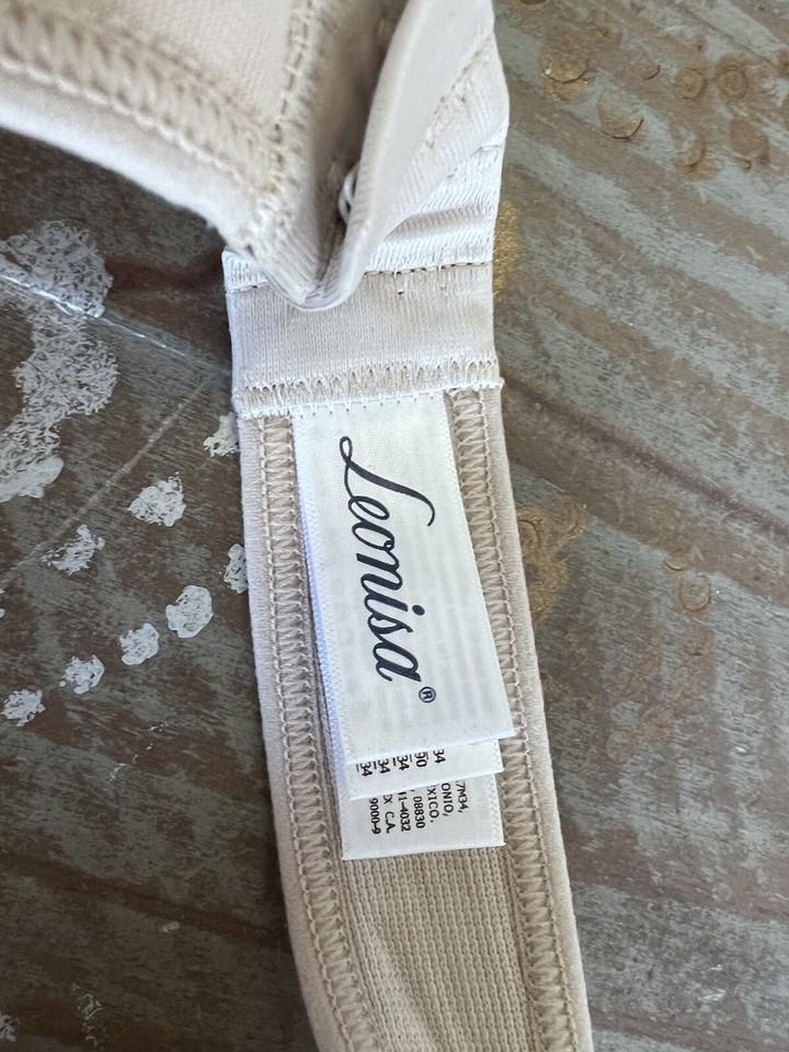 Leonisa Women's Posture Corrector Back Support Wireless Bra Beige /Nude ...