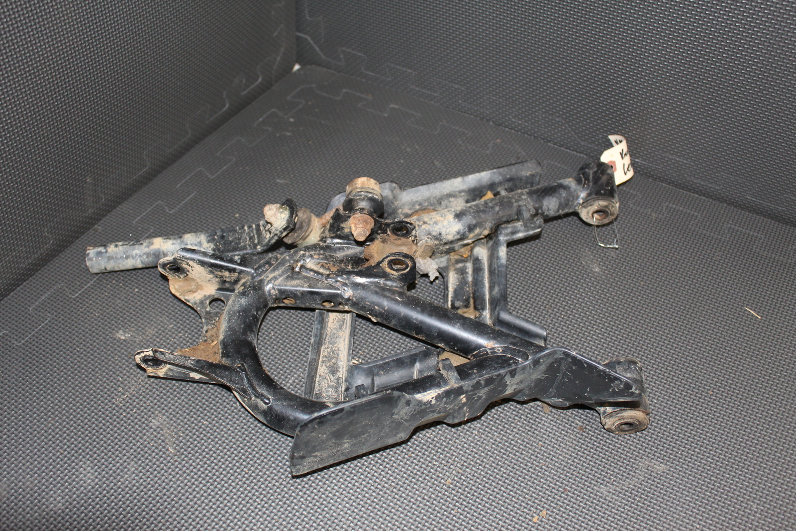 02-08 YAMAHA GRIZZLY 660 REAR BACK LOWER LEFT CONTROL A ARM | eBay