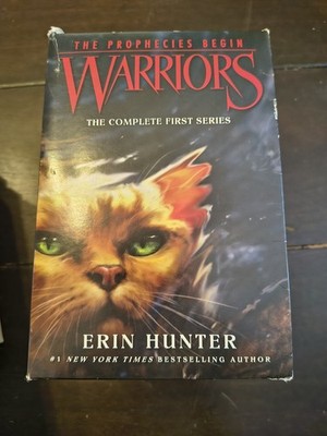 Warriors Box Set: Volumes 1 To 6 : The Complete First Series by Erin ...