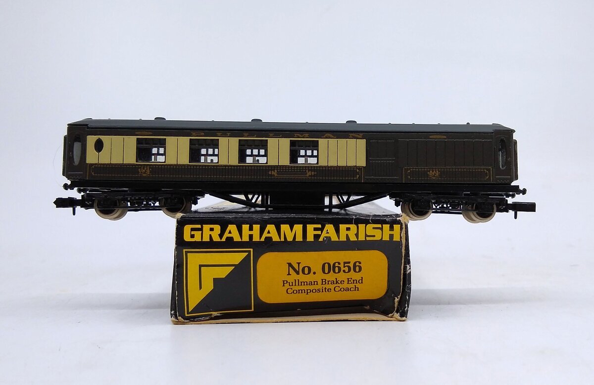 Graham Farish 0656 N Brake End Composite Pullman Coach LN/Box | eBay