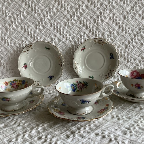Bavaria Germany 3-Footed Tea Cups & 5- Saucers Floral Gold Trim US ZONE ...