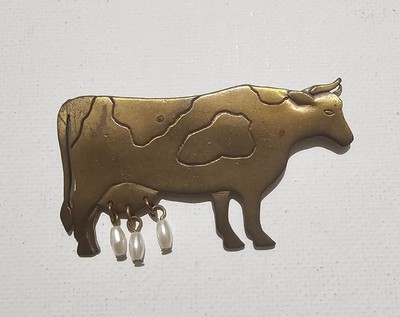Vintage JJ Jonette Bronze Tone Cow Brooch Pin Dangling Faux Pearls | eBay