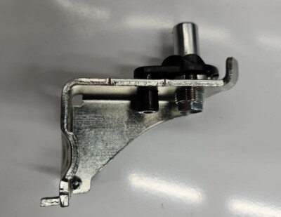 FRIGIDAIRE REFRIGERATOR BOTTOM HINGE PART # 5304532614 | eBay
