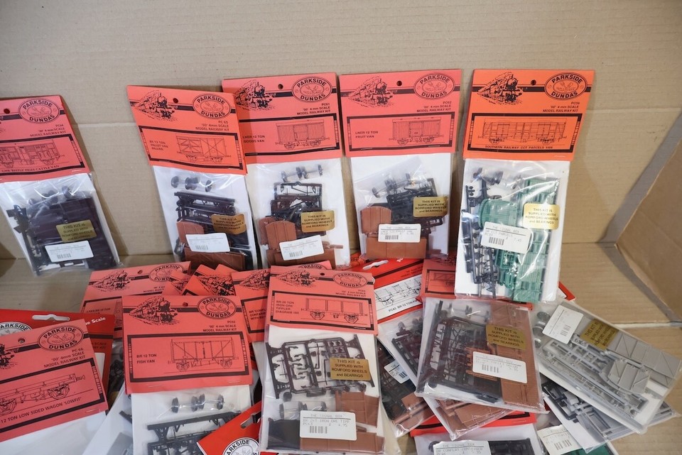 PARKSIDE DUNDAS KIT BUILT MODEL RAILWAY WAGON KIT - PICK from LIST om ...