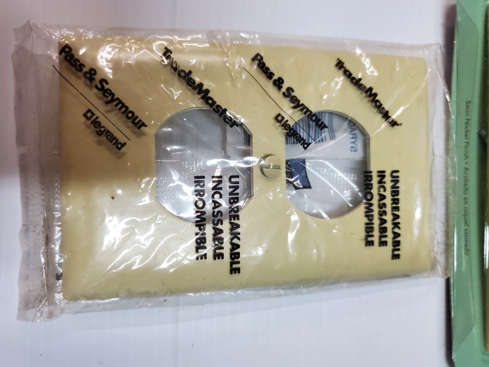 allen + roth Switch Cover 2-Gang Toggle/Duplex Wall Plates - plastic ...