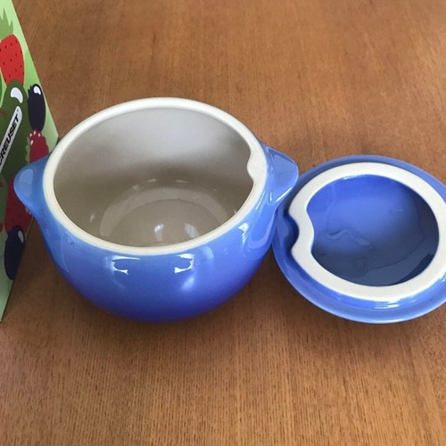 LE CREUSET FRUIT BERRIES STRAWBERRY BLUEBERRY & RASPBERRY Cocotte Stone ...