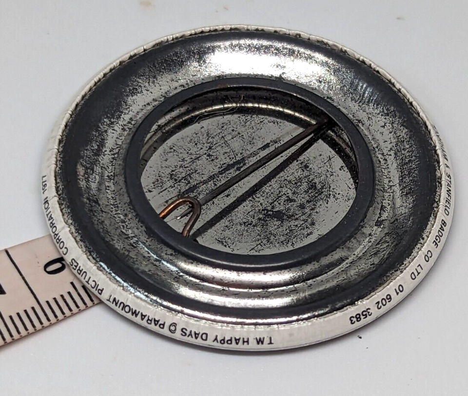 Vtg FONZ Fonzie Henry Winkler Happy Days TV Actor 1977 Fictional Badge ...