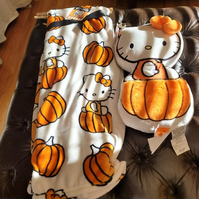 HELLO KITTY SITTIN in a PUMPKIN WHITE BACKGROUND I do bundle | eBay