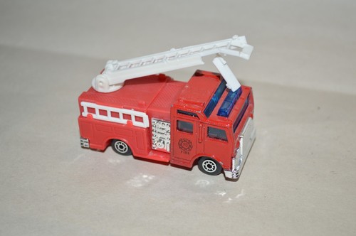 1:64 scale diecast unmarked fire truck w/ BROKEN LADDER | eBay
