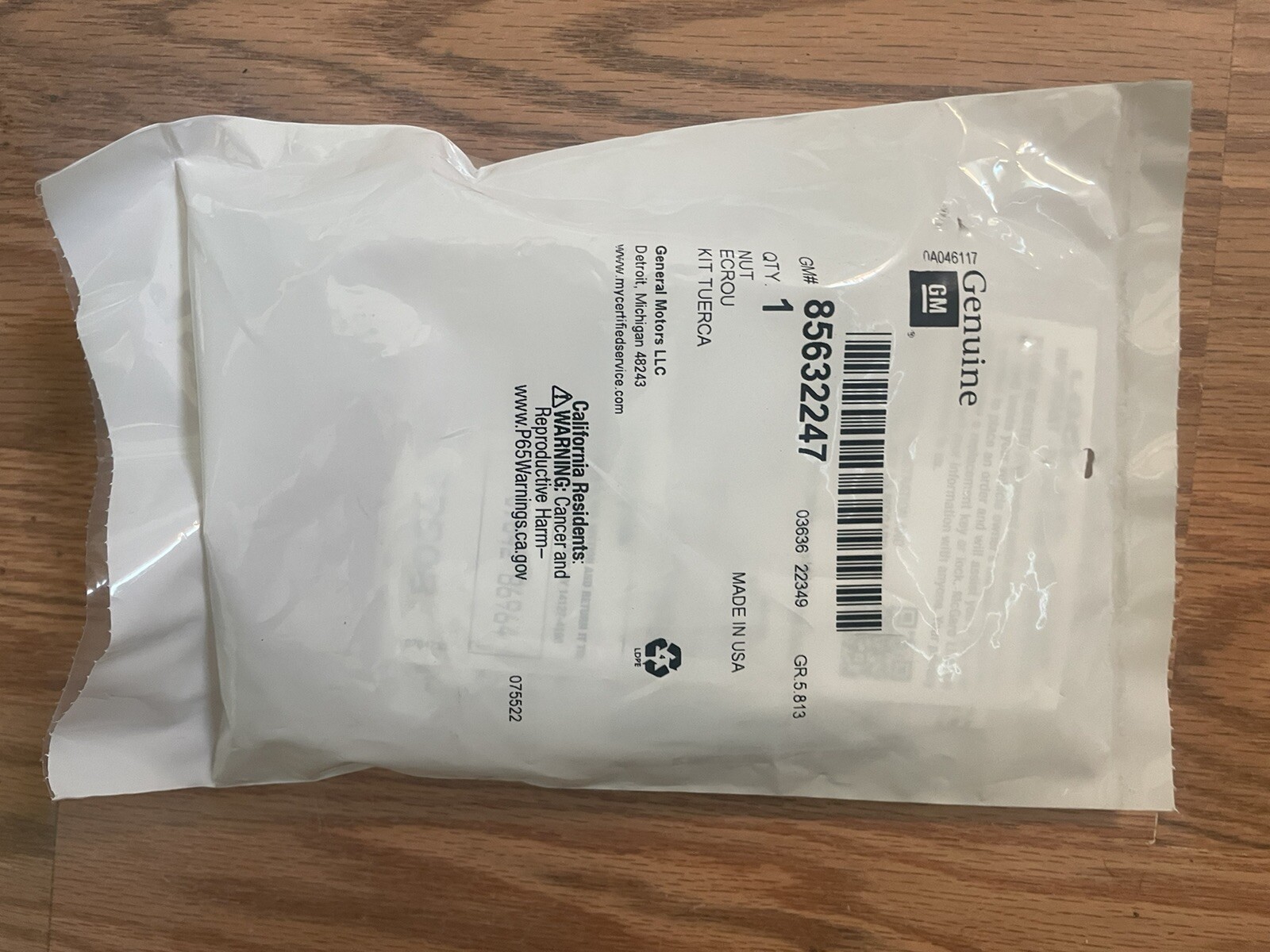 85632247 Lug Bolts Nuts GM brand New | eBay