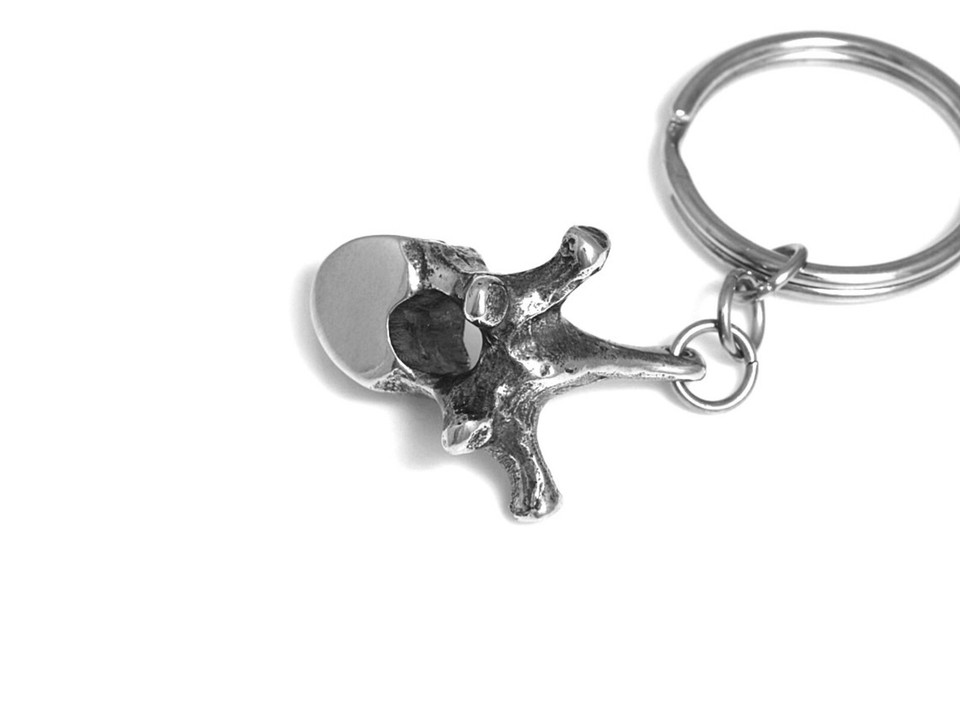 Human Thoracic Vertebra Keychain, Handmade Anatomical Vertebra Keyring ...
