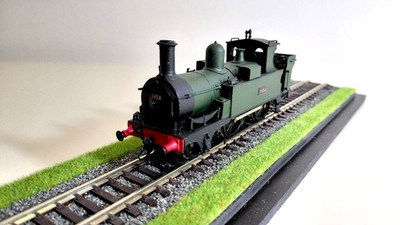OO Gauge Kit Built Fine Scale GWR 2-4-0 Metro (14XX) Tank Locomotive ...