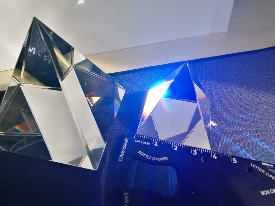 80mm Optical Glass Crystal Pyramid Prism Science Optics Experiment ...