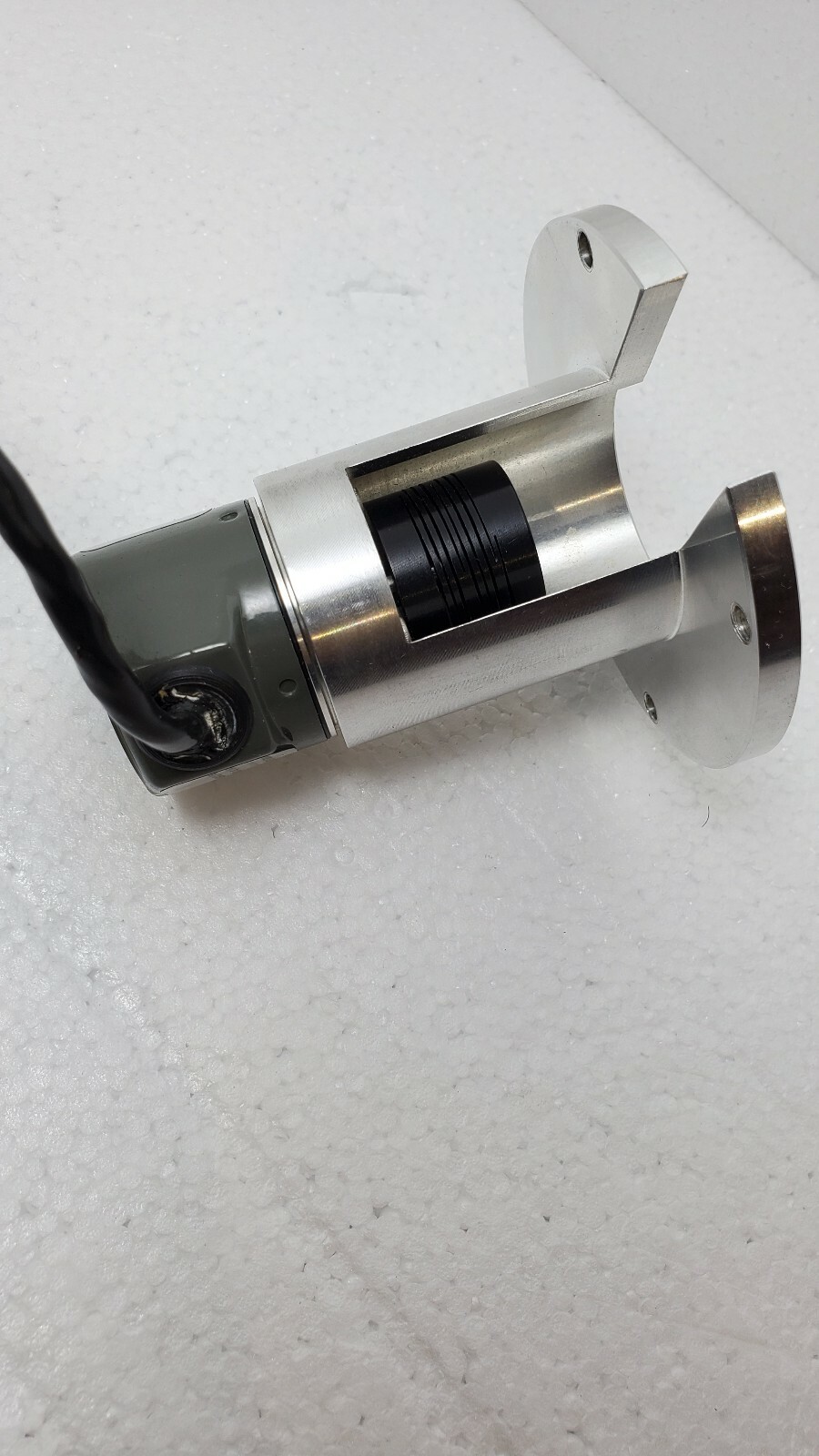 DANAHER ENCODER MODEL# E1410000C707 3/8" Shaft 5 VDC | eBay