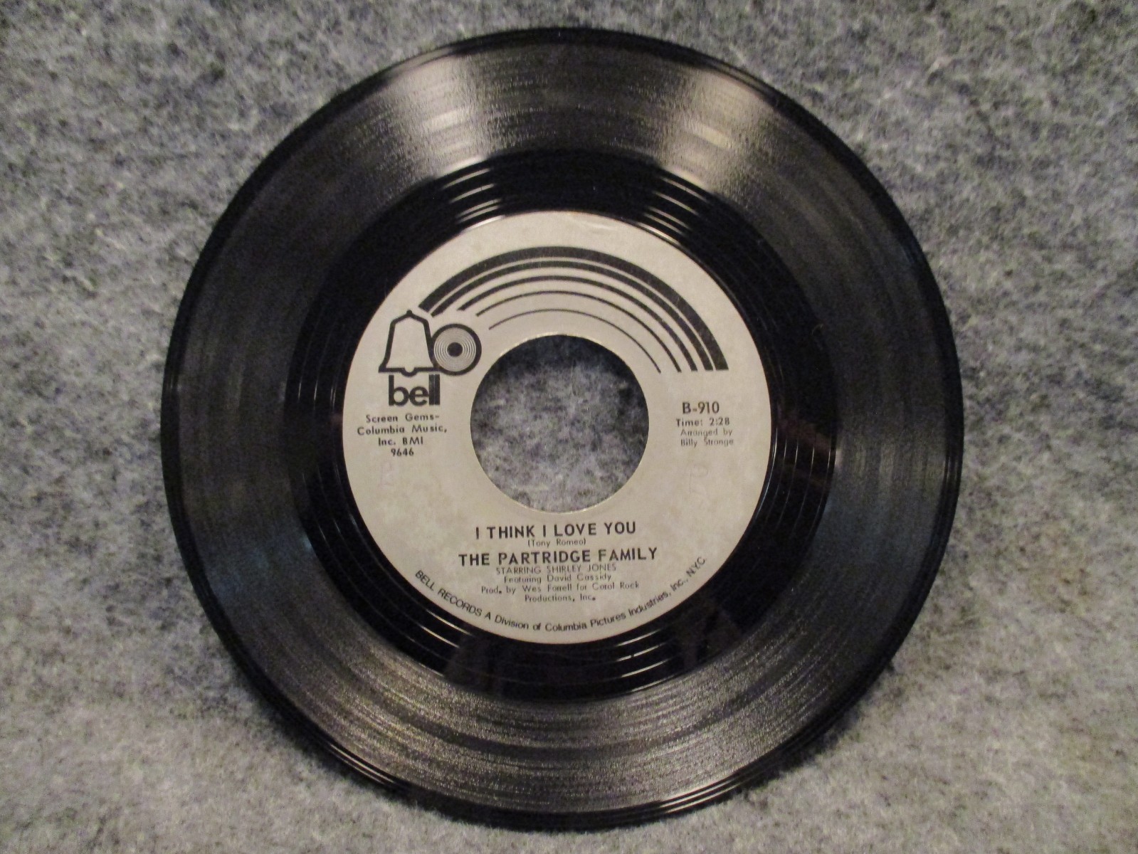 45 RPM 7" Record The Partridge Family Somebody Wants To Love You Bell B ...