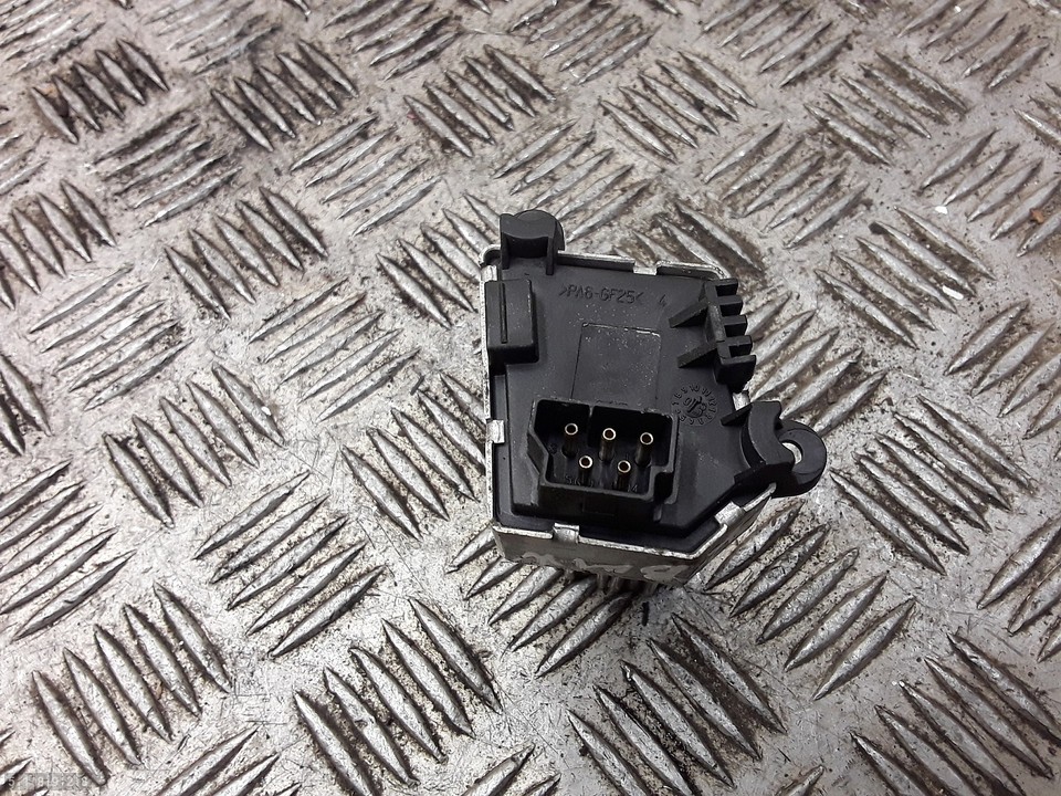 2002 BMW 3 SERIES E46 HEATER BLOWER FAN RESISTOR RELAY 64116920365 ...