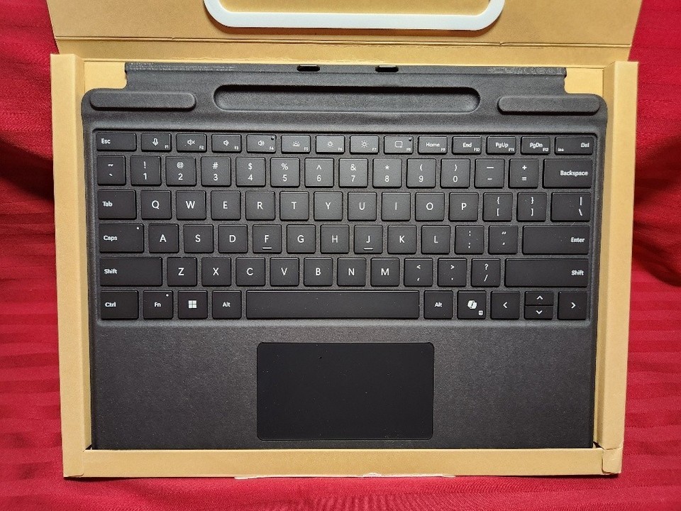 Microsoft Surface Pro Keyboard Model 1864 / New / Open Box / 8XB-00139 ...