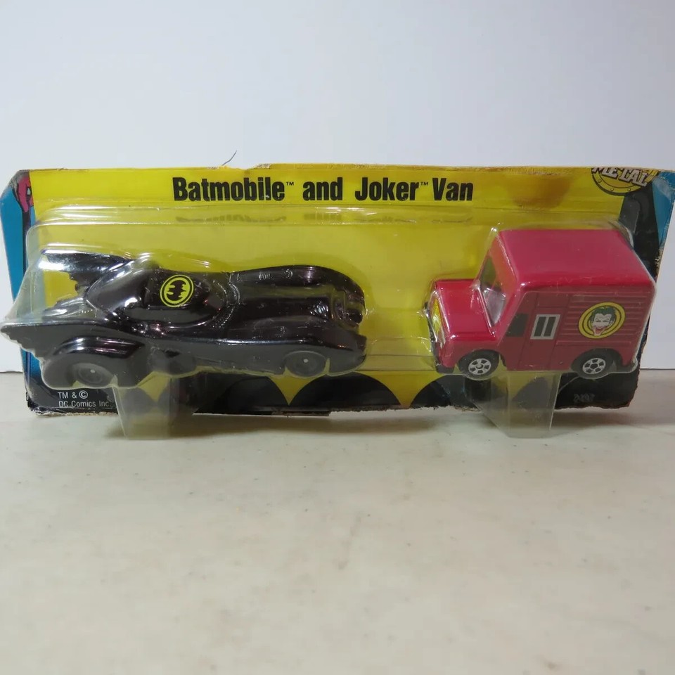 Ertl Batman Batmobile & Joker Van 1/64 BTM-2497-7HFO-P | eBay