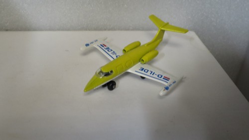 EARLY MATCHBOX SKYBUSTERS PLANE SB-1 LEARJET YELLOW / WHITE UNBOXED ...