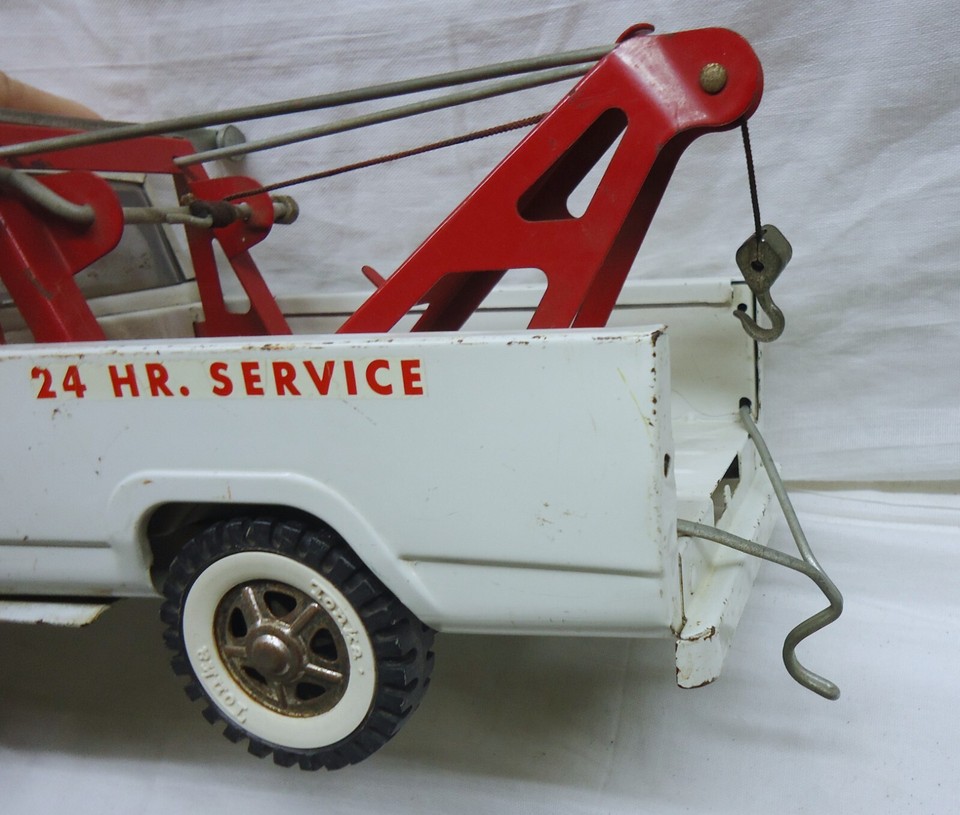 Vintage White Tonka Wrecker Truck 11060 Tow Truck With Hook 14" Long ...
