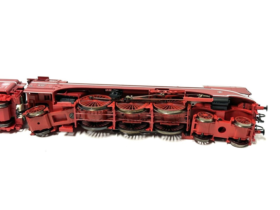 Roco 63202 HO Scale BR18-201 Steam Locomotive | eBay