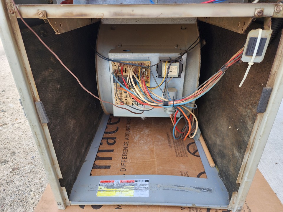 LOCAL PICK UP: ICP/Tempstar/Heil/Gama Model NTC5100BFE2 Gas Home ...