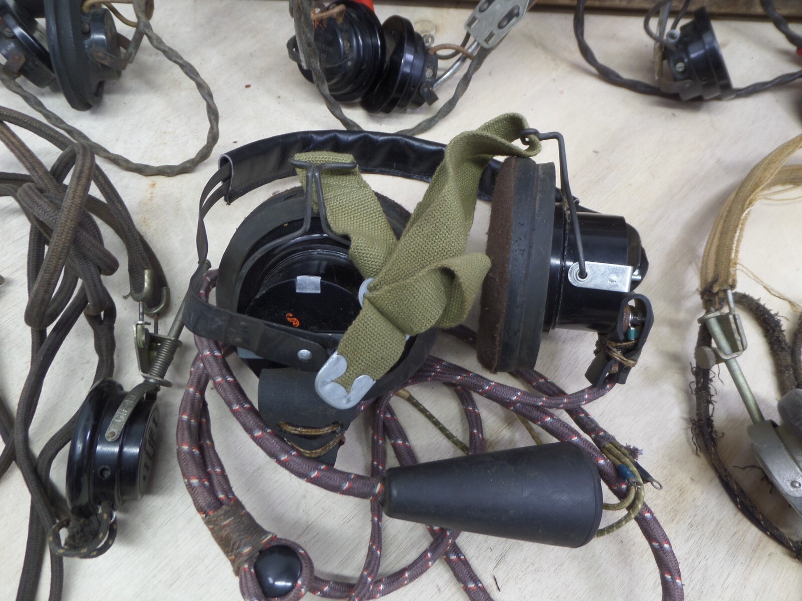 Lot of 6 Vintage WWI & WWII US Military Radio Headphones Headsets ...