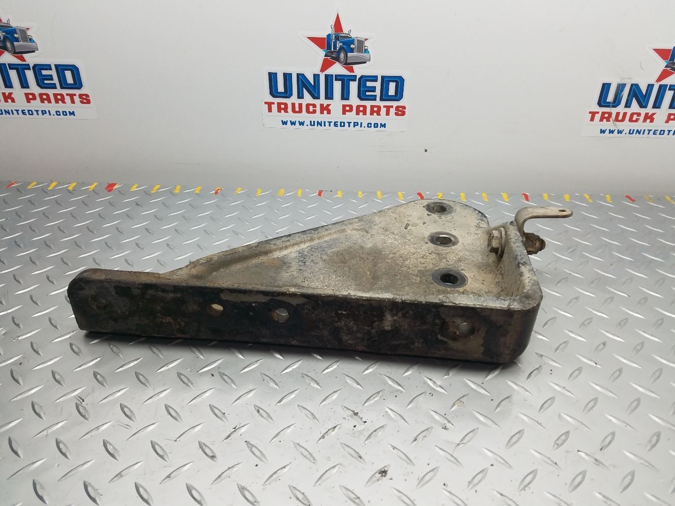 Kenworth Aluminum CROSSMEMBER Gusset K140-2437 W900 T800 T600 for sale ...
