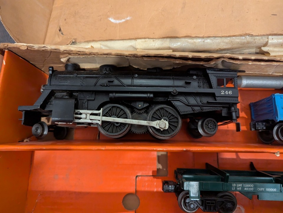 Rare Lionel Train No. 1641 Steam Freight Engine Set w/ Original Box (No ...