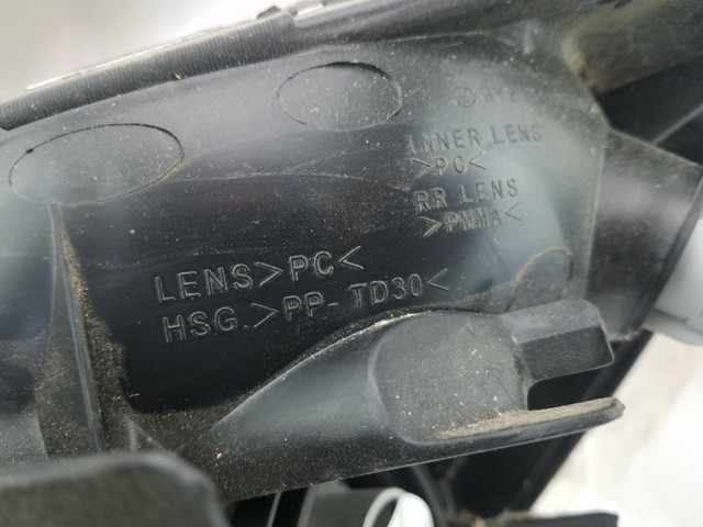 OEM Honda Headlight P9173 Front Housing Driver or Passenger Pp-td30 for ...