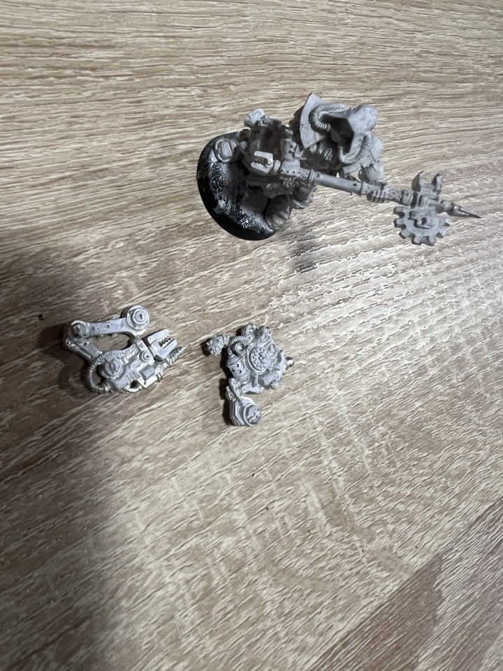 Tech Priest Enginseer OOP Metal Warhammer 40k | eBay UK