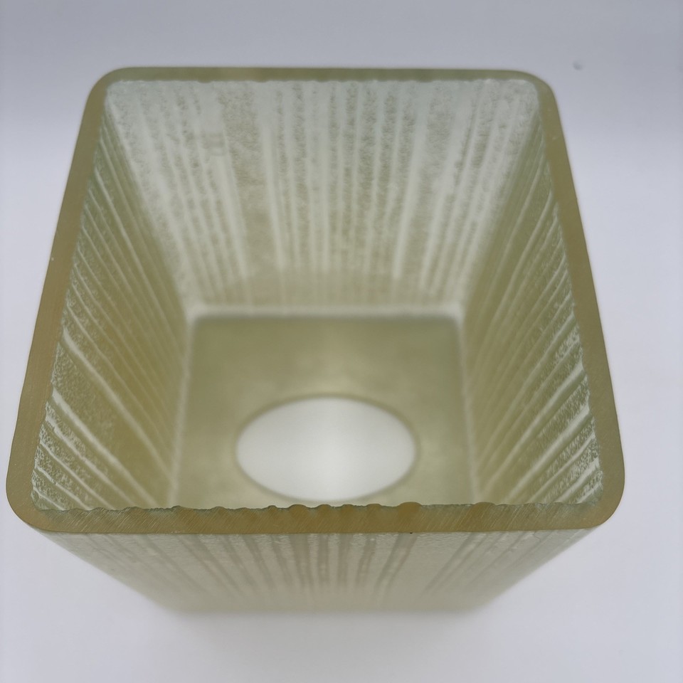 VTG Retro Kitsch 1970s Ribbed Clear Green Acrylic Tissue Box Cover Tall ...