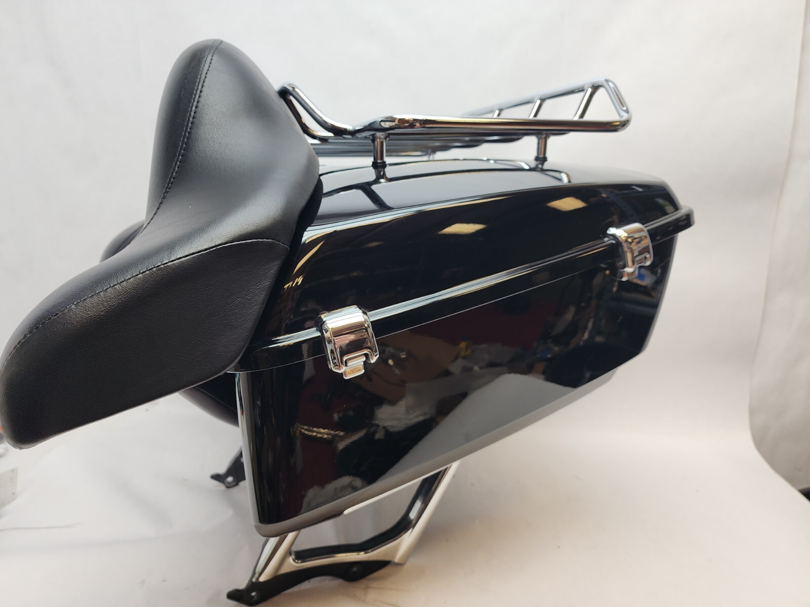 Genuine Harley 95-23 Touring Tour Pack Backrest With Rack Vivid Black ...