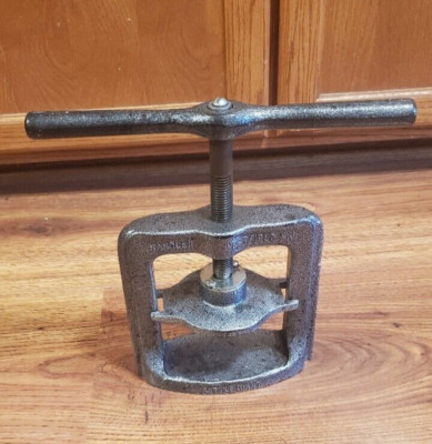 Dental Lab Equipment - Flask Press