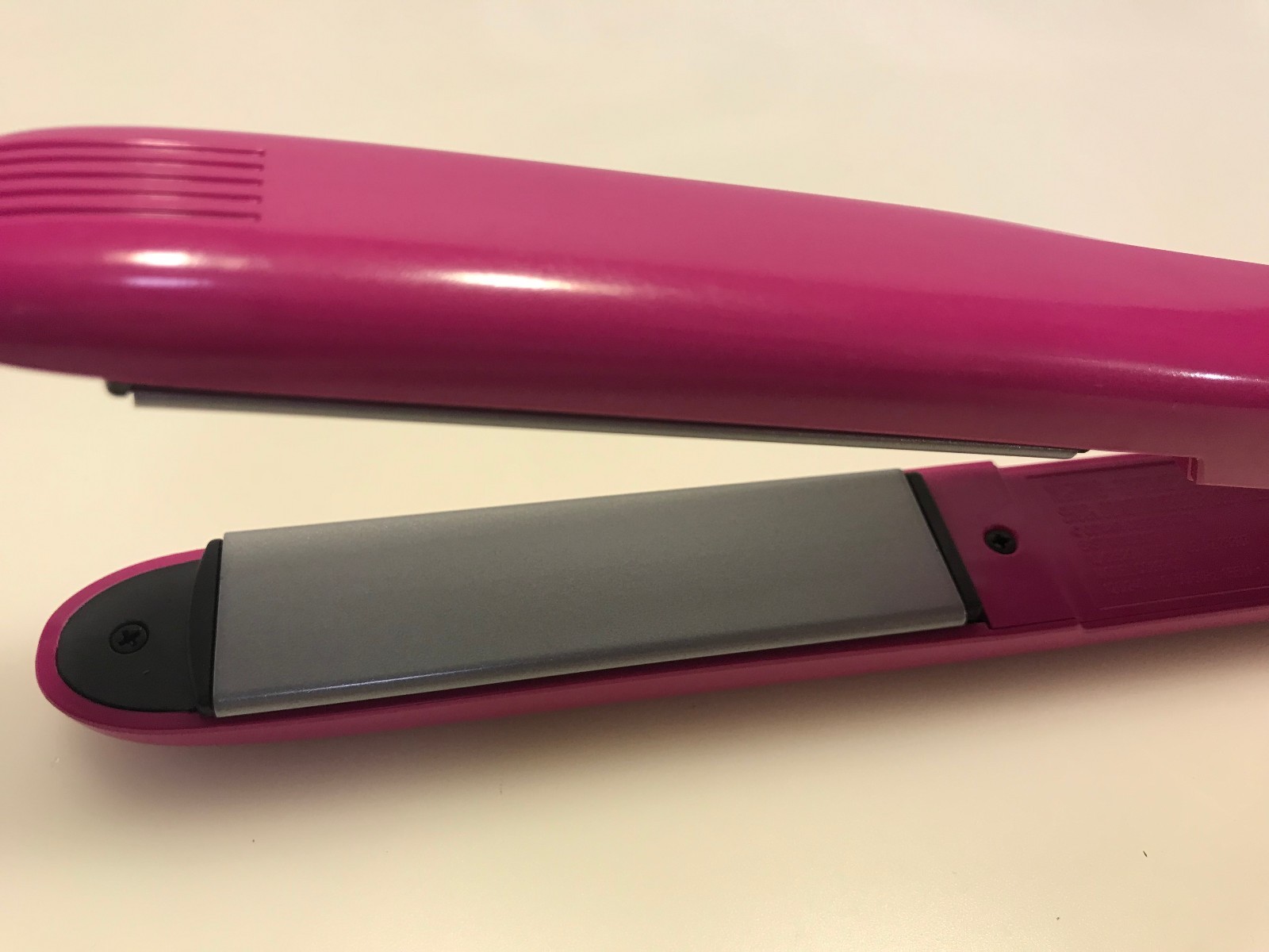 Conair Tourmaline Ceramic Straightener Flat Iron 1" Plates Hot Pink ...