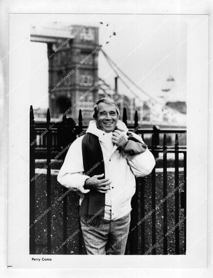 o45568 1980's orig photo musician singer Perry Como in London orp-45568 ...