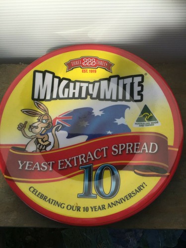 Mighty Mite 333 RARE vintage Plate 20cms 10 year anniversary aussie roo ...