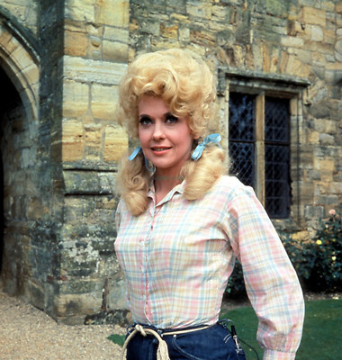 THE BEVERLY HILLBILLIES DONNA DOUGLAS AS SEXY ELLY MAE CLAMPETT | eBay