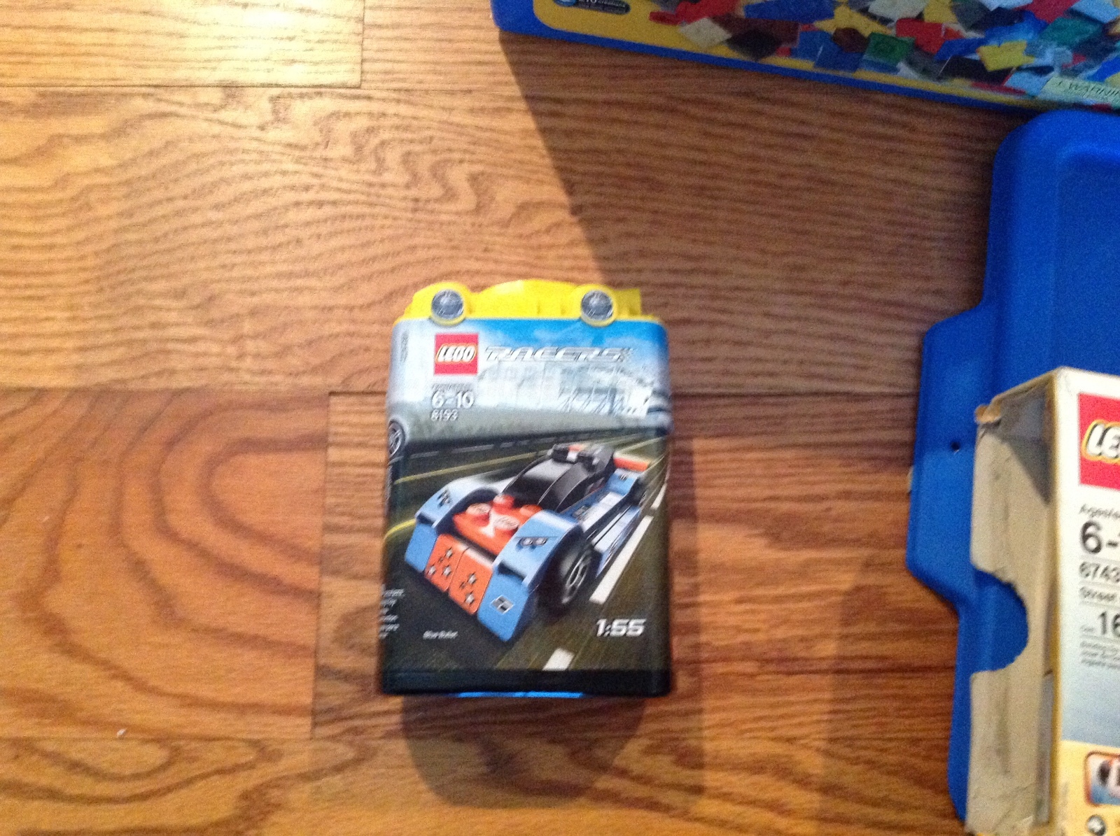 Legos Bin of 800+ Bricks, Racer 8193 new, Creator 6743 Not complete | eBay